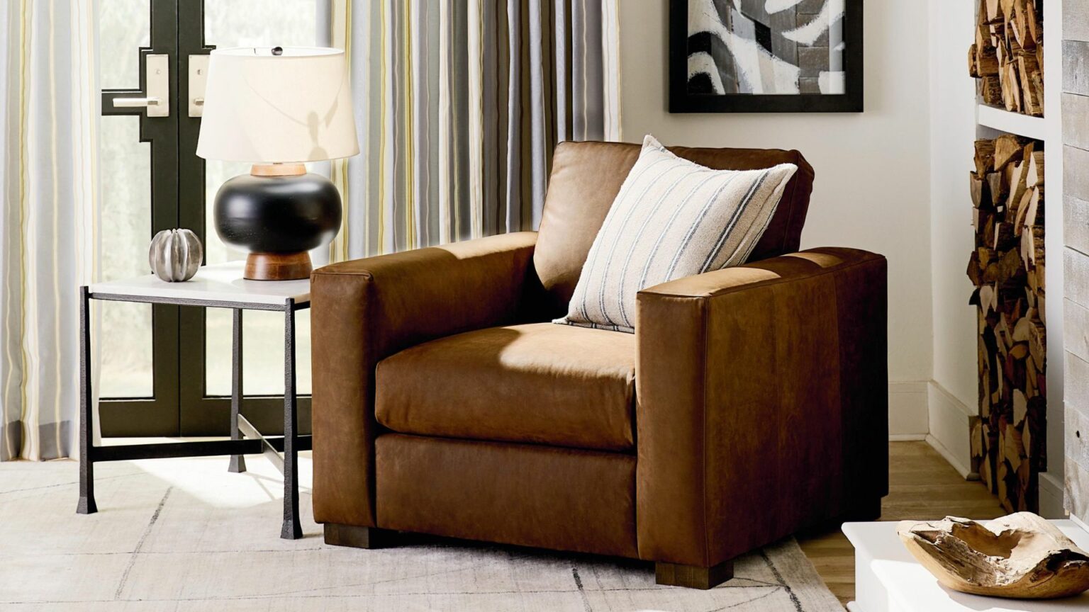 5 Benefits of Choosing Leather Upholstery – Woodchuck's