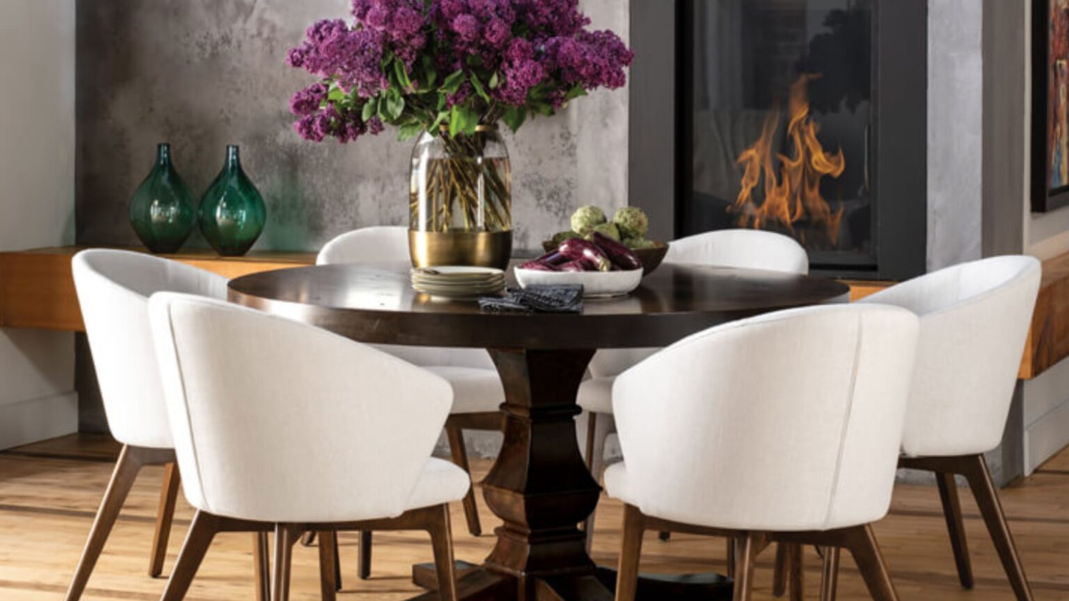 Styling Your Dining Room for the Holidays – Woodchucks Fine Furniture ...